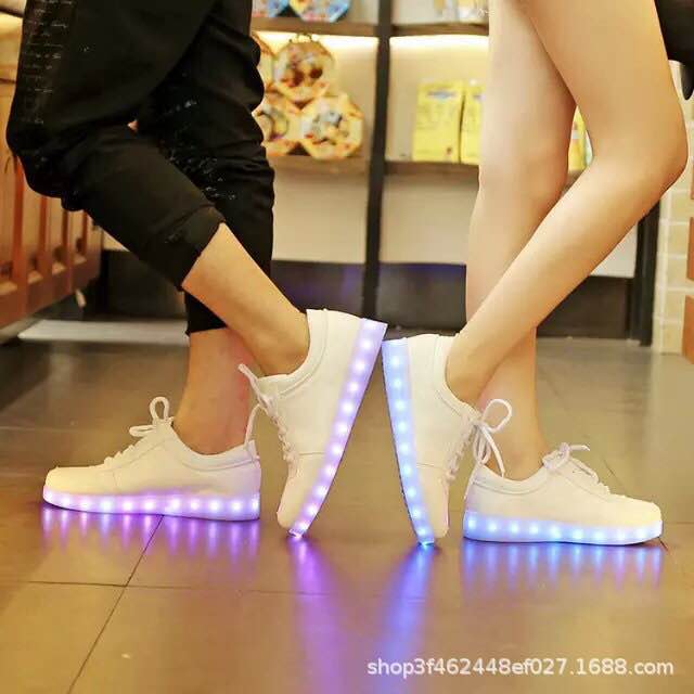 Best price for Men/ Women Teens Light up Sports Shoes USB Charging 11 ...
