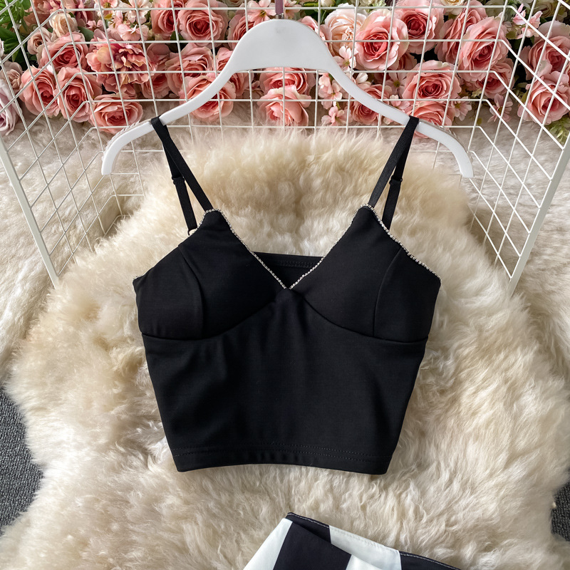 Best price for 2022 Summer new style with chest pad v-neck short ...