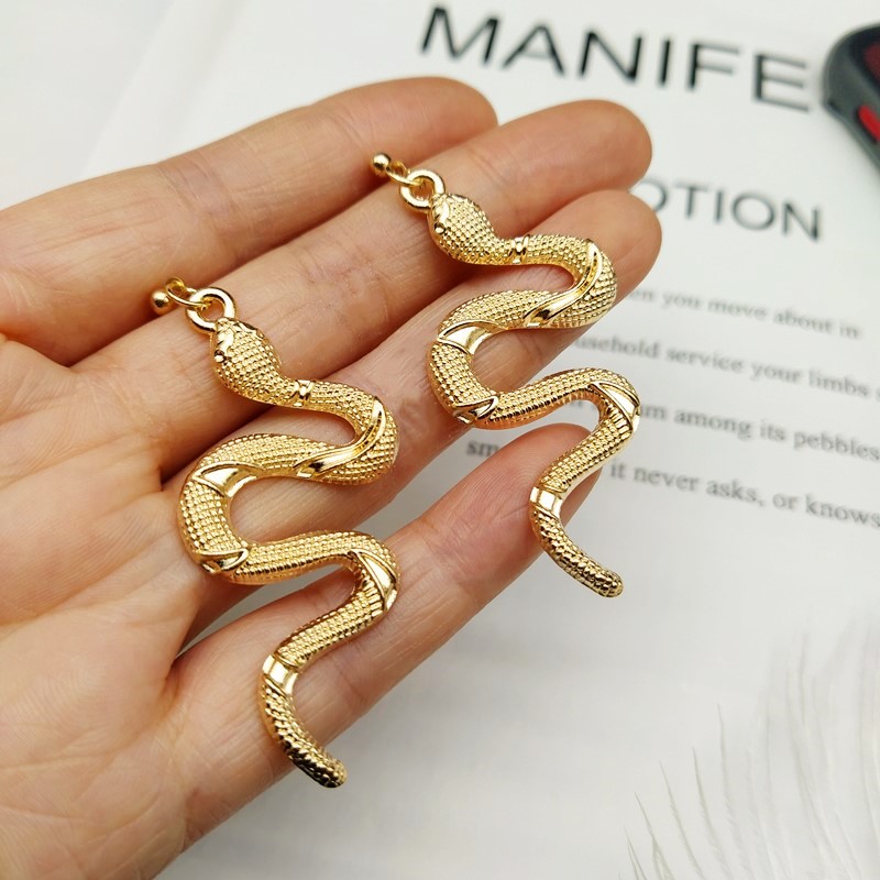 Best price for punk Snake Pendant Necklace Golden Silver Color Unquie ...
