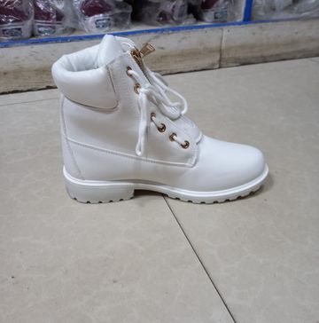 High Quality Classy Ladies Timber Land Boots White 37